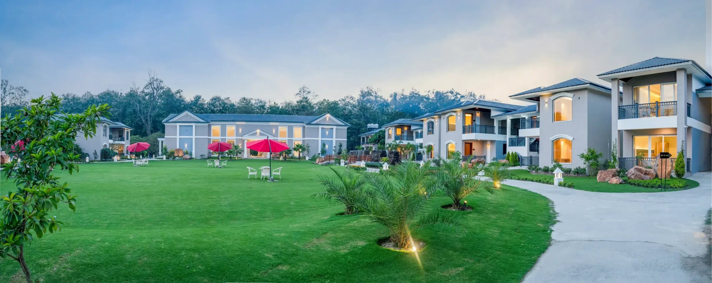 Excel Hotel & Resort