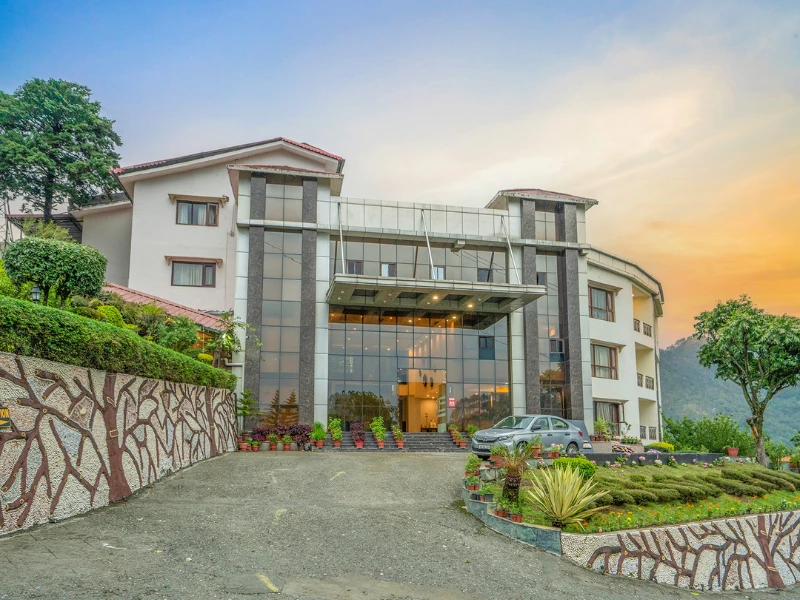 Excel Hotel & Resort